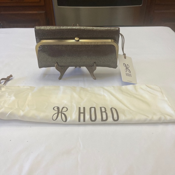 HOBO | Bags | Nwt Hobo Brand Rachel Continental Wallet In Metallic ...